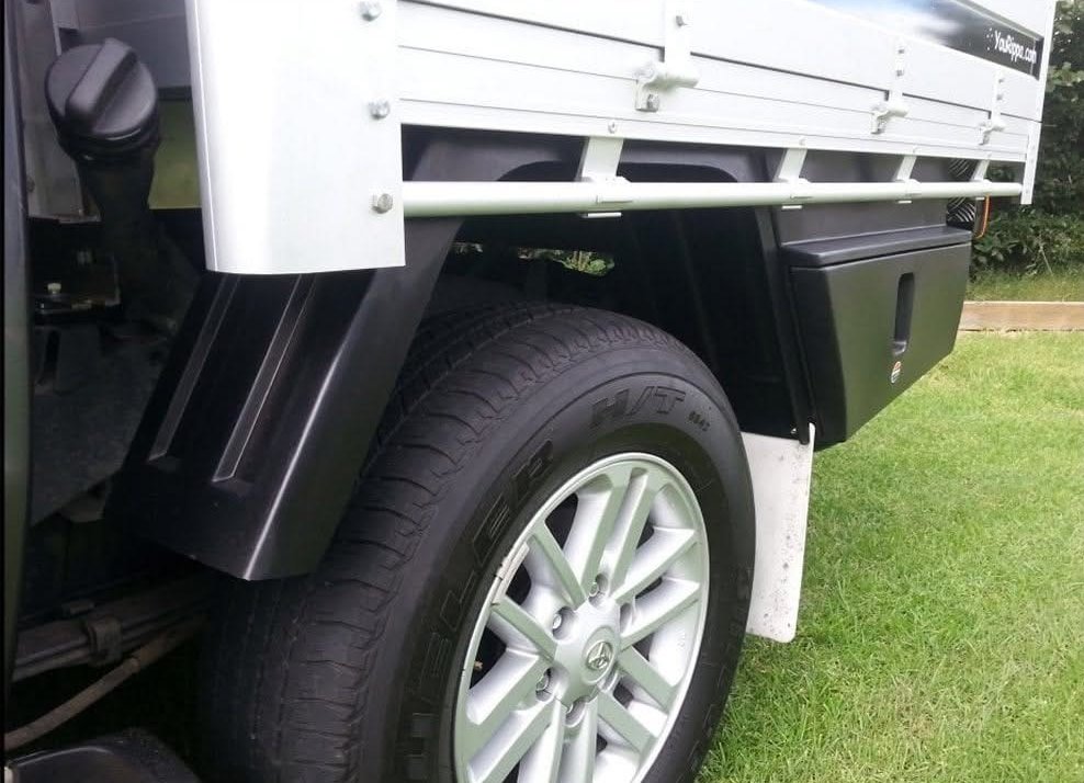 Ute Tray Top Mudguards / Fenders - Plastic mudguards Anti Spray, Mud ...